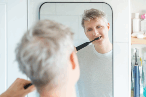 Brushing with a Moldy Toothbrush? Here’s What Happens